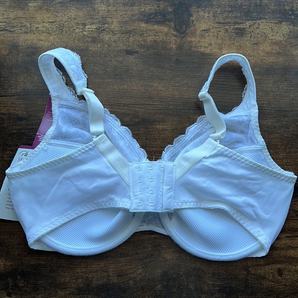 Playtex | Intimates & Sleepwear | Playtex Secrets Vintage Womens Full ...